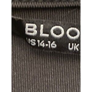 BloomChic | Tops | Bloomchic X 1416 Black Moon Print Crew Neck Long ...